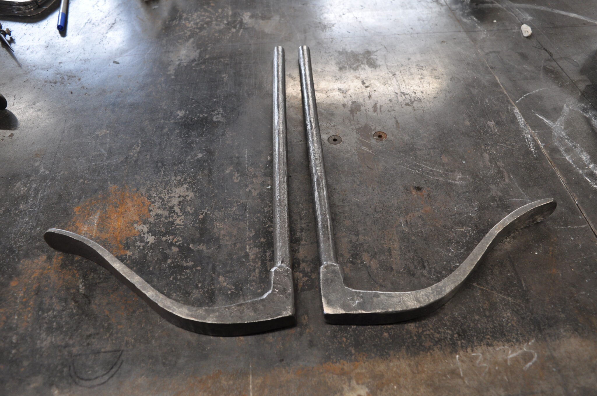 Forged Holdfast – Eric Dennis • Blacksmith